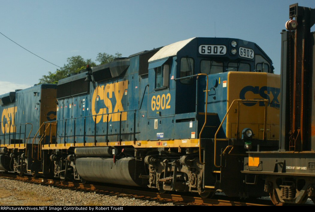 CSX Slug 2345 & Mother 6902 working a rail train through Wildwood, FL.